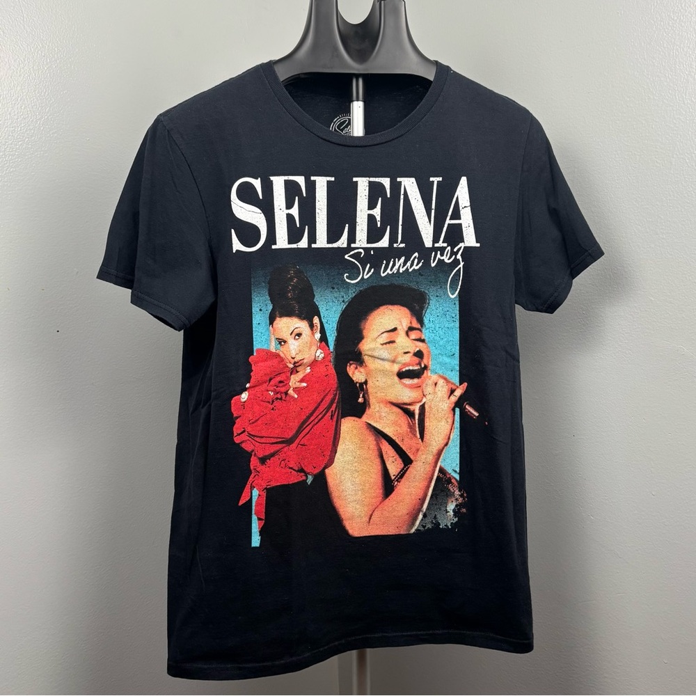 2021 Official Selena Quintanilla Merchandise Graphic … - Gem